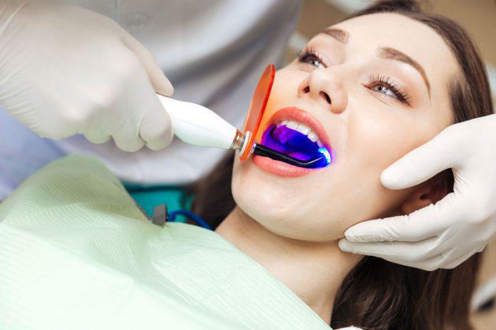 Terapia laser per combattere le malattie parodontali: conosciamola meglio