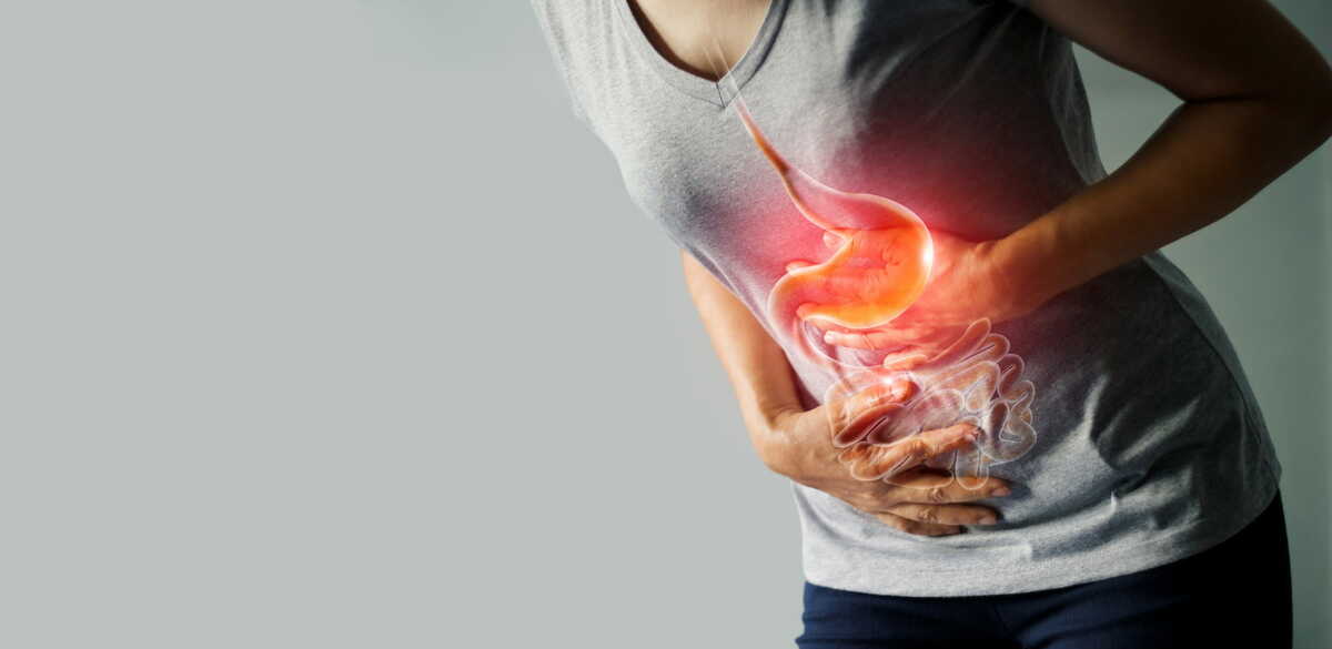 Indigestione: sintomi, cause e rimedi - Microbiologia Italia