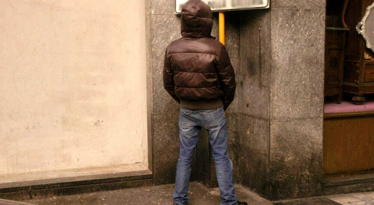 Perché bisogna andare a fare sempre la pipì quando si è ubriachi?