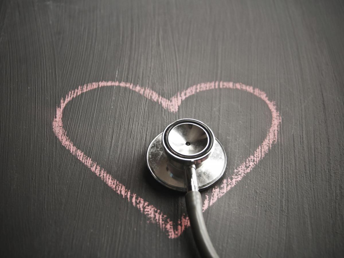 Battiti Cardiaci Irregolari Dopo il Covid: Quando Preoccuparsi?