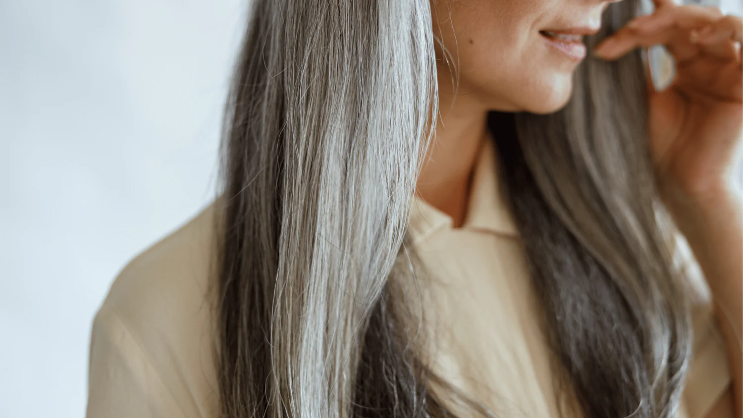 Perché i Capelli Diventano Grigi: le Nuove Scoperte Scientifiche