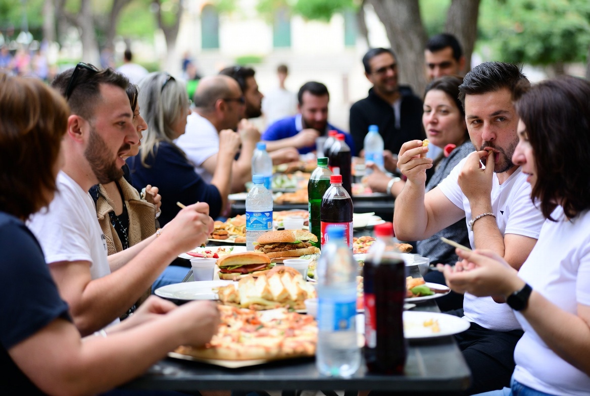 Perché l’Obesità Colpisce di Più al Sud Italia: Le Cause Profonde