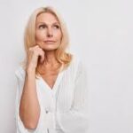 Anti-Aging Naturale: Cosa Funziona Davvero - Microbiologia Italia